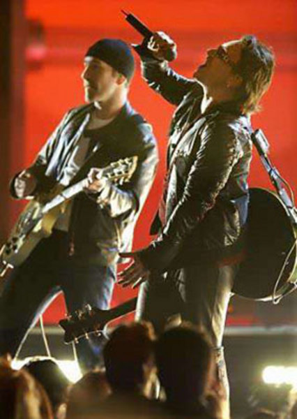 U2 > Gallery > Grammy Awards, Los Angeles, 2002