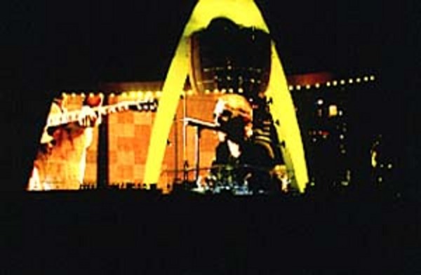 U2 > Gallery > Pop