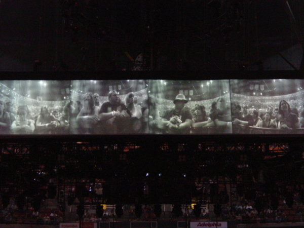 U2 > Tours > Vertigo