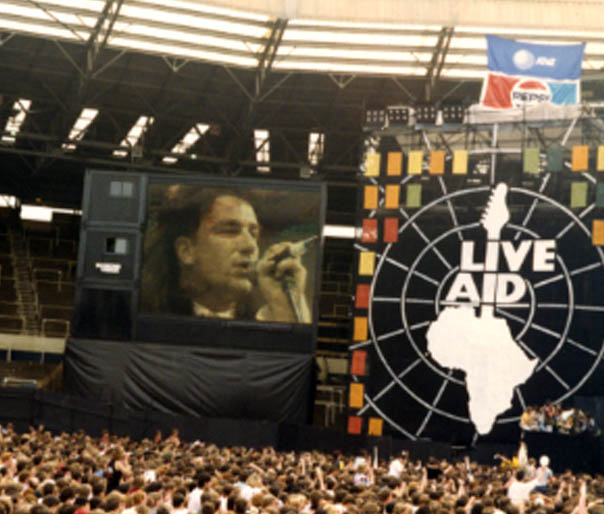 U2 > Tours > Unforgettable Fire