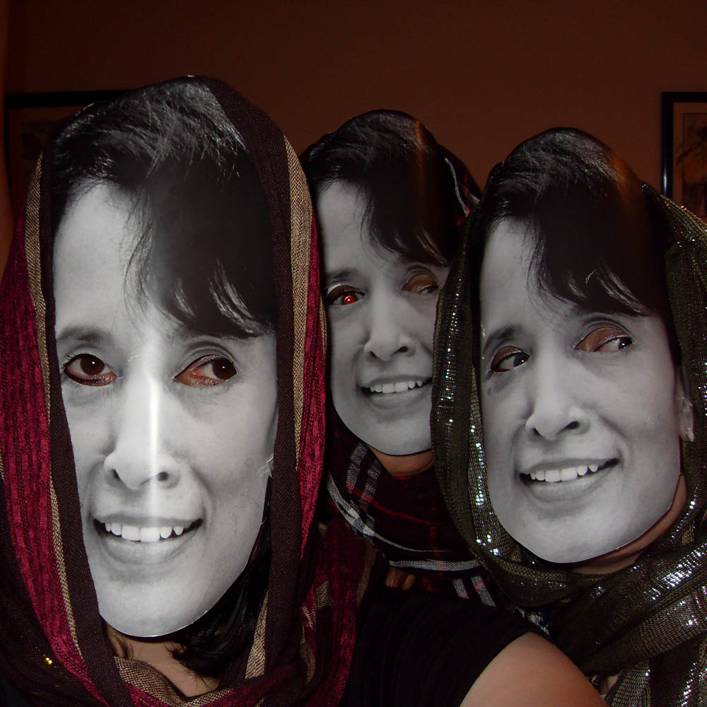 U2 > Gallery > Aung San Suu Kyi Masks