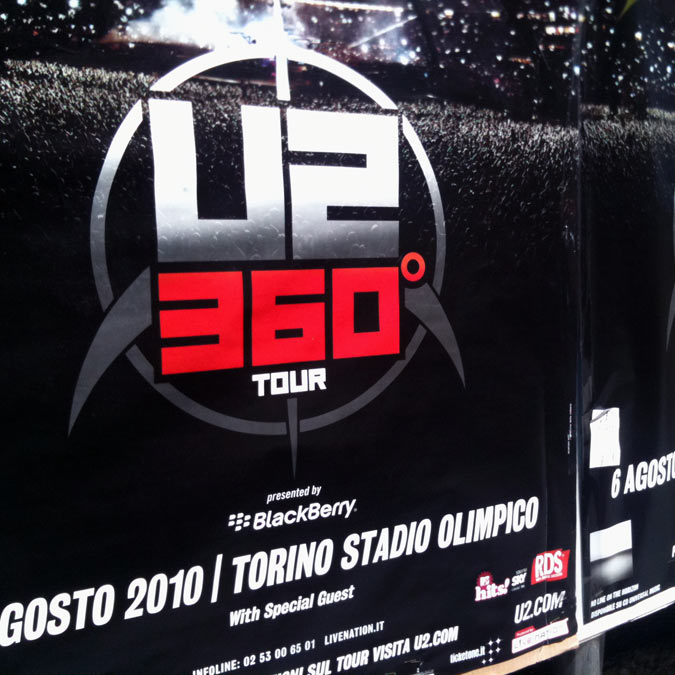 U2 > Tours > U2360 TOUR