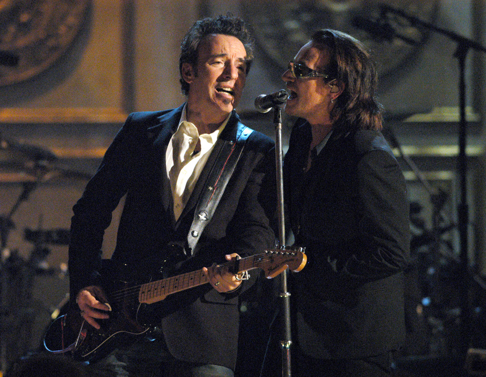 U2 > Gallery > Rock and Roll Hall of Fame 2005