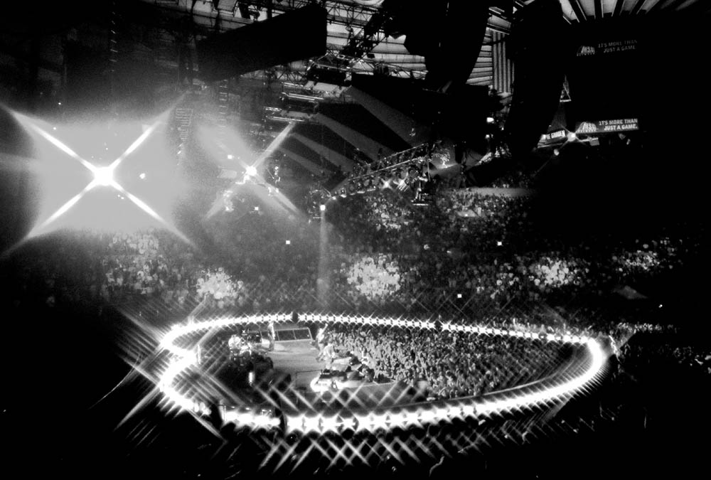 U2 > Tours > Elevation