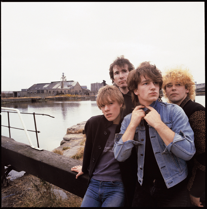 U2 > Gallery > October