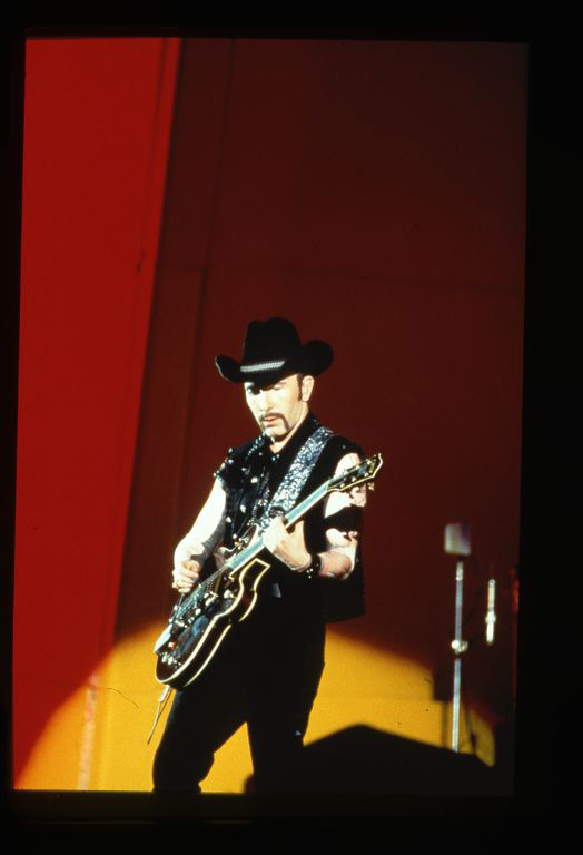 U2 > Tours > POPMART