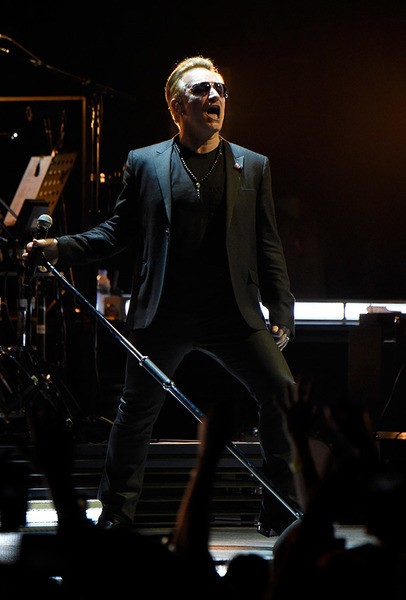 U2 > News > 'Visually Stunning'