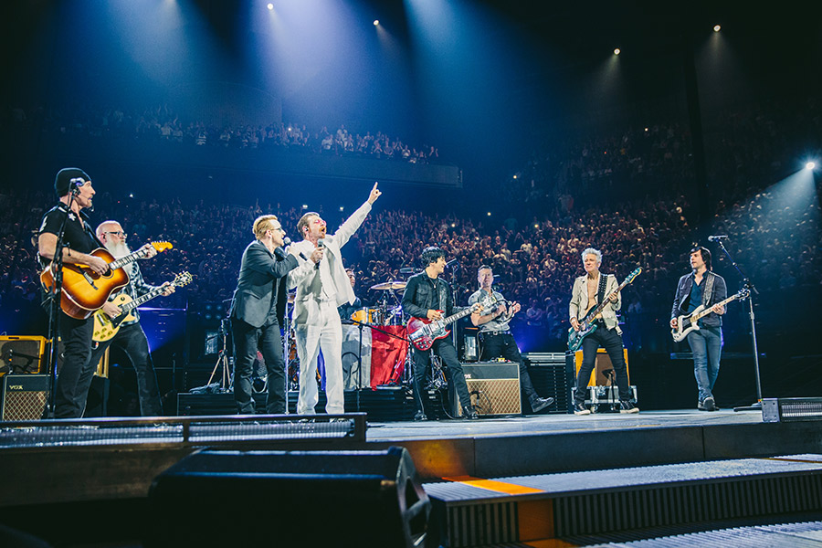 U2 > Gallery > Home