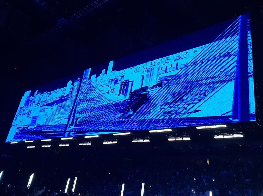 U2 > Tours > U2 eXPERIENCE + iNNOCENCE Tour 2018