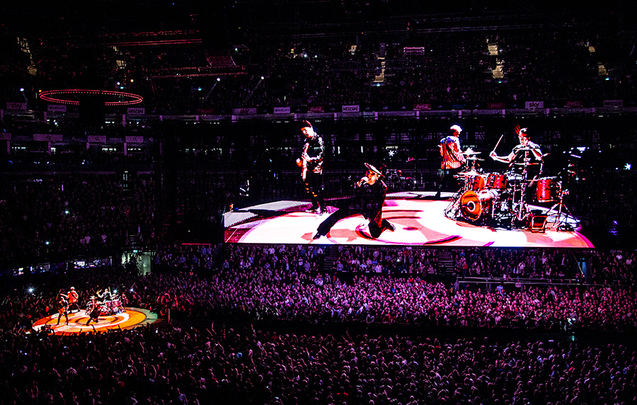 U2 > Tours > U2 eXPERIENCE + iNNOCENCE Tour 2018