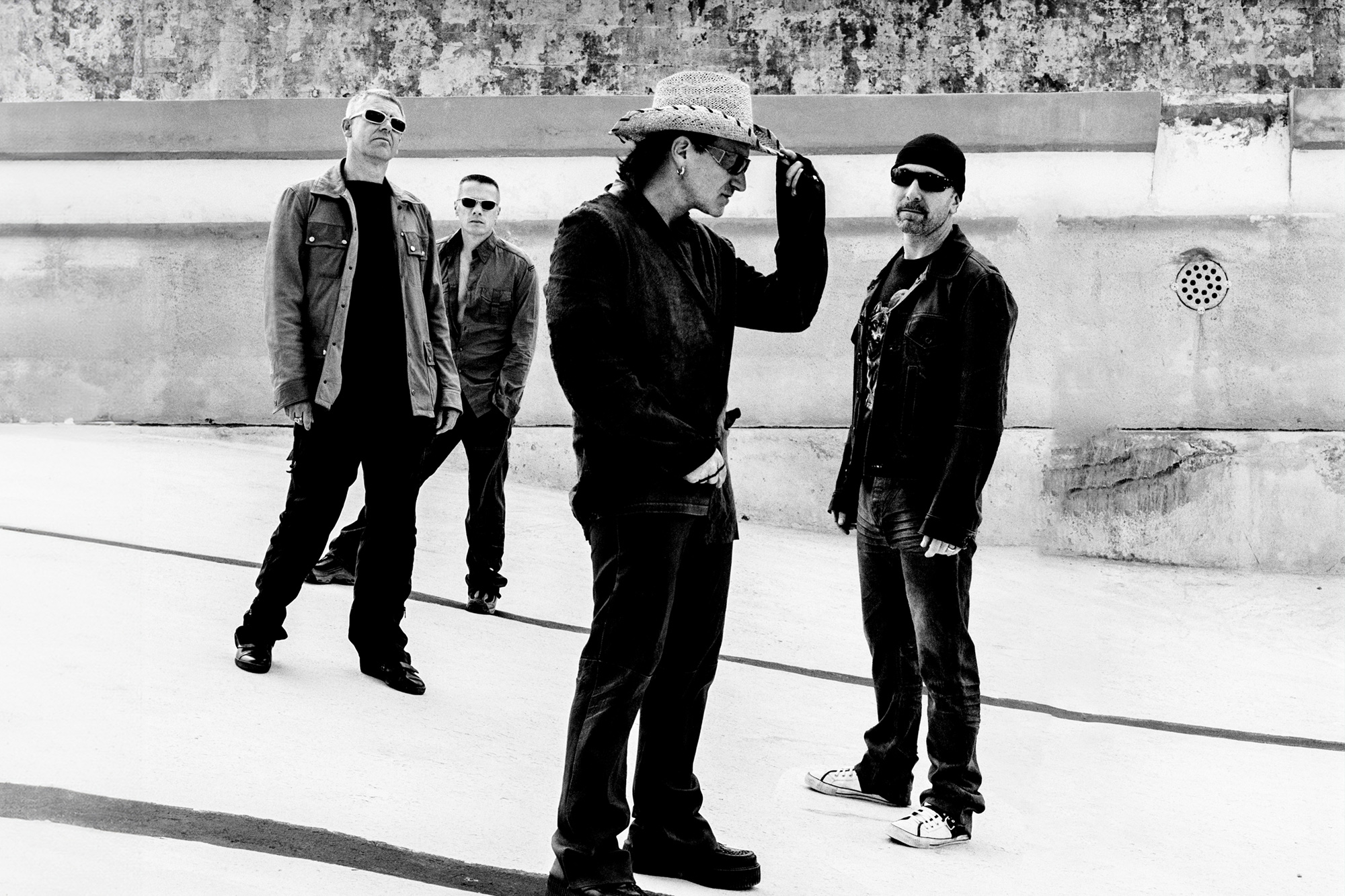 U2 > News > 'HOW TO RE-ASSEMBLE AN ATOMIC BOMB'